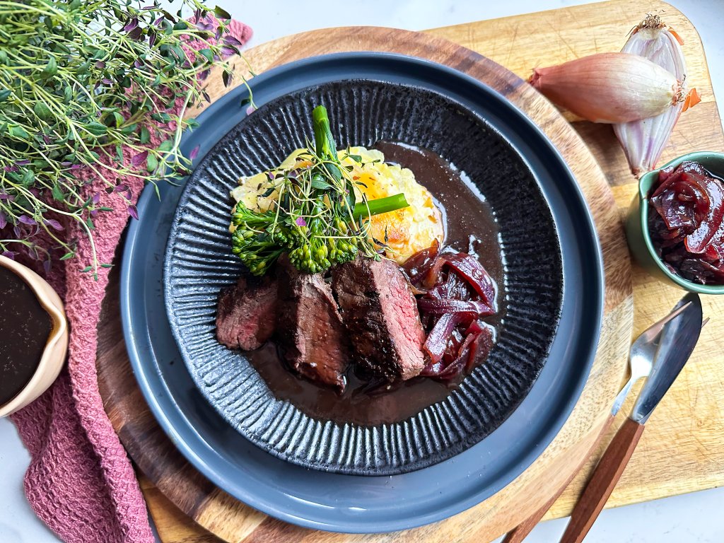 Reinsdyrfilet med fløtegratinerte poteter - NJFF