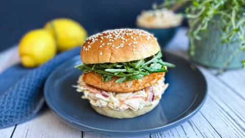 Vill lakseburger med coleslaw - NJFF